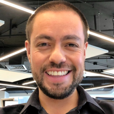 Gabriel B. from Chile, 15 years of experience in Energy, Social Development, Urban Development ...